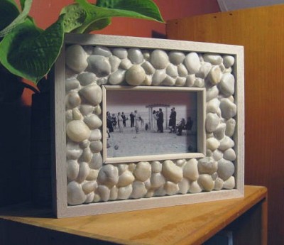 How to Make a Pebble Picture Frame