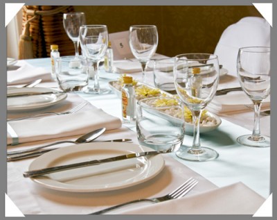 How to Lay a Dining Table