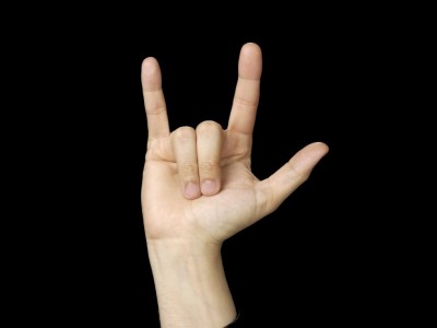 How to Use Sign Language to Communicate