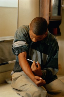 How to Treat Drug Addicted Person