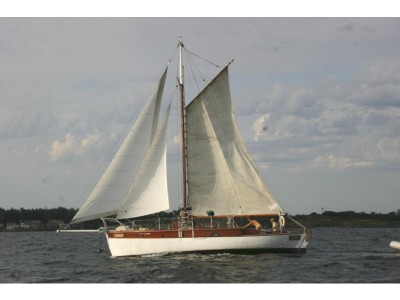 How to Sail a Cutter Rigged Sailboat